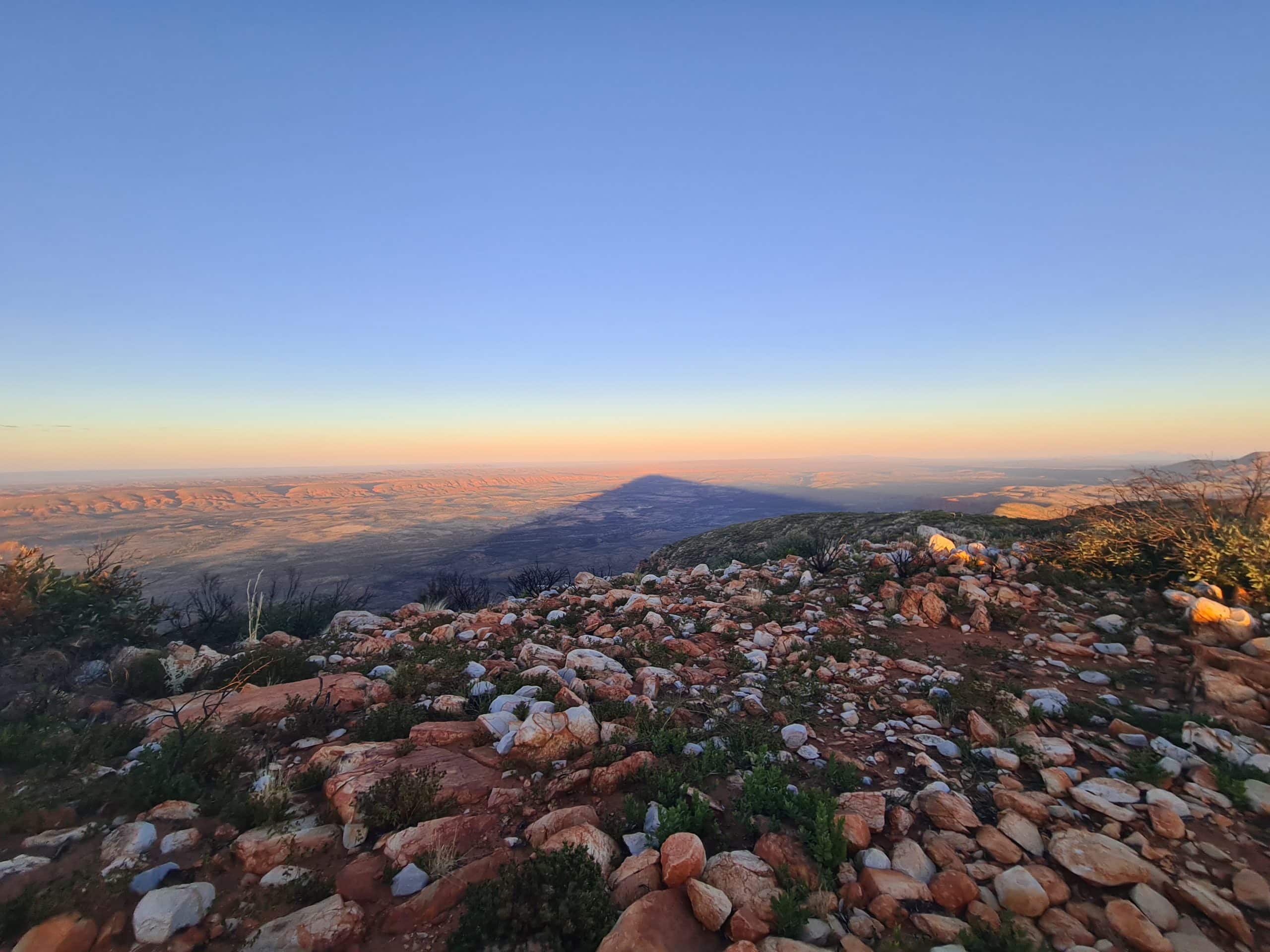 Larapinta – Eastern end & Mount Sonder Walk – 7 days | Park Trek